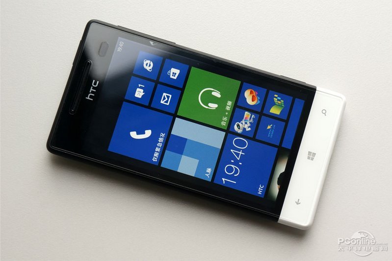 4寸屏小巧入门WP8手机 移动版HTC 8S图赏 _手机_太平洋科技