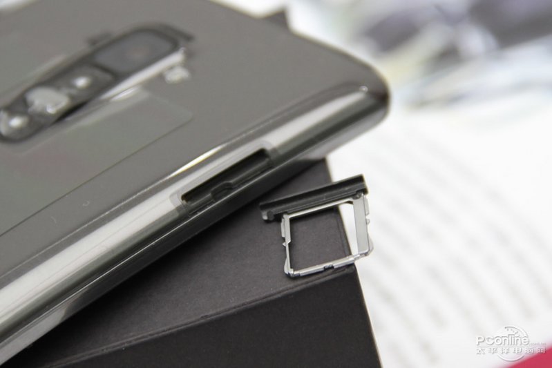 曲面屏幕+骁龙800 LG G Flex高清图赏_手机_太平洋科技