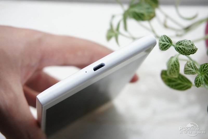 支持4G网络终现身 ELIFE E7L真机图赏_手机_太平洋科技